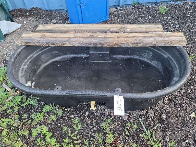 Rubbermaid Plastic Trough/Landscaping Pond, Approx. 52x30x12 - Baer ...