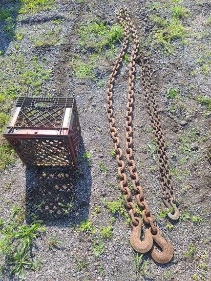 Two Chains in Crate: One Approx. 10ft Tow Chain with Two Hooks and One ...