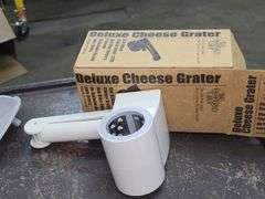 Pampered Chef Corer, Cheese Grater, and Flower & Heart Molds - Baer ...