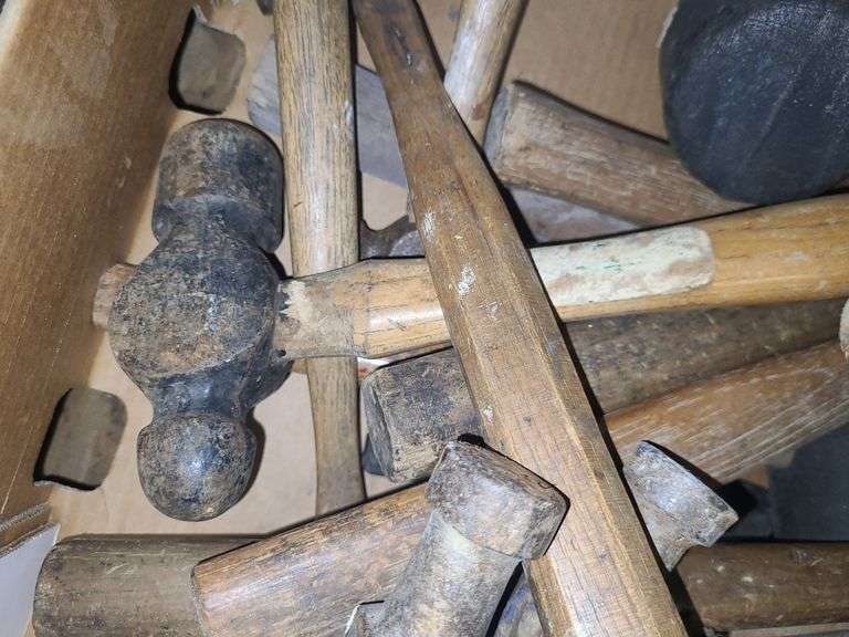 Box Of Hammers - Baer Auctioneers - Realty, LLC