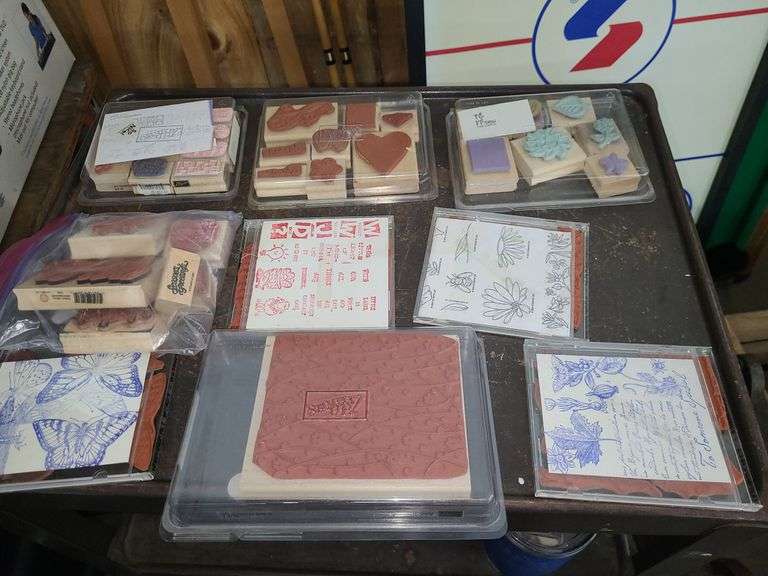 Box Of Assorted Rubber Stamps - Baer Auctioneers - Realty, LLC