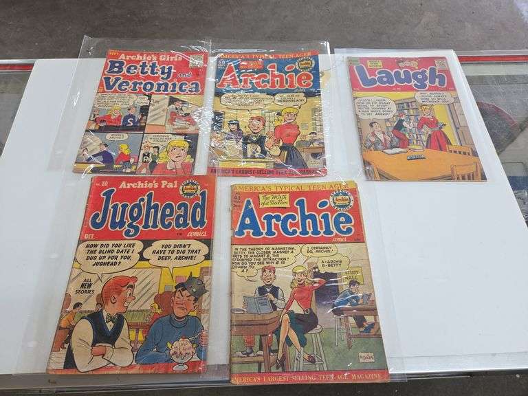 5 Vintage Archie Comic Books - Baer Auctioneers - Realty, LLC