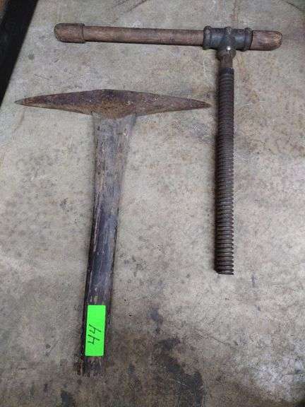 Vintage Hand Pick & Screw Press Handle - Baer Auctioneers - Realty, LLC
