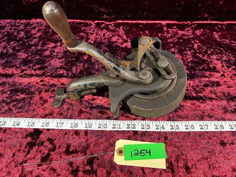 The Luther Line No. 35 Antique Hand Crank Bench Grinder - Baer ...