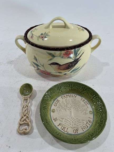 Celtic Knot Themed Bowl & Spoon & Pot - Black And Gold Auctions