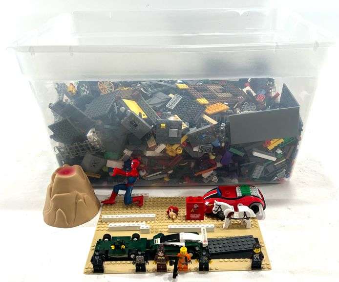Big Tote of LEGO Building Blocks & Minifigs - Black And Gold Auctions