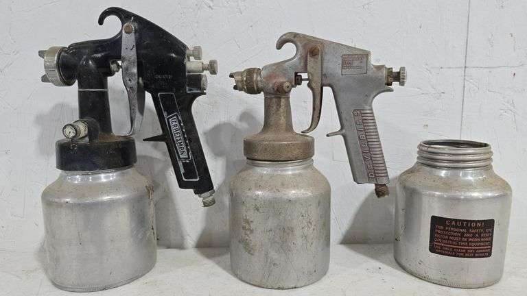 (2) VTG Metal Paint Sprayer Nozzles - Black And Gold Auctions
