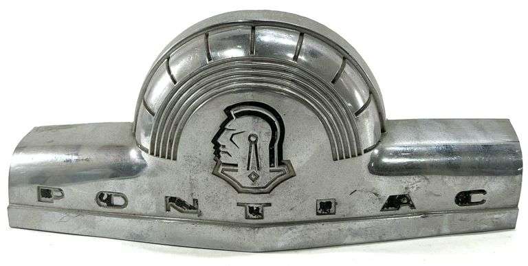 1940’s Pontiac Grill Emblem - Black And Gold Auctions