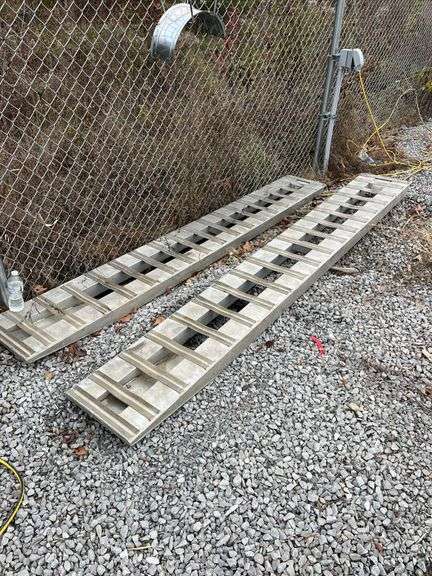 Heavy Duty Aluminum Ramps - Black And Gold Auctions