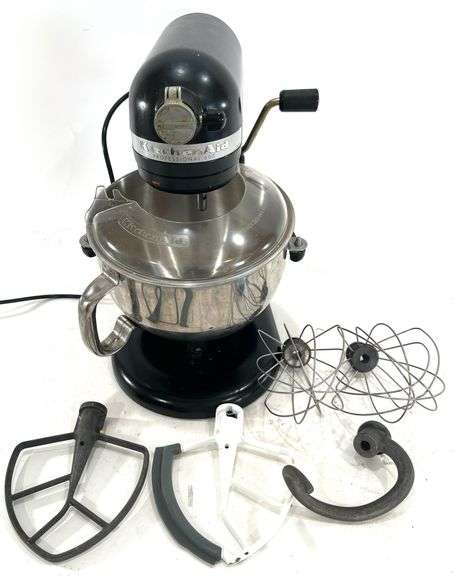 6 Quart KitchenAid Professional 600 Lift Stand Mixer - Black And Gold ...