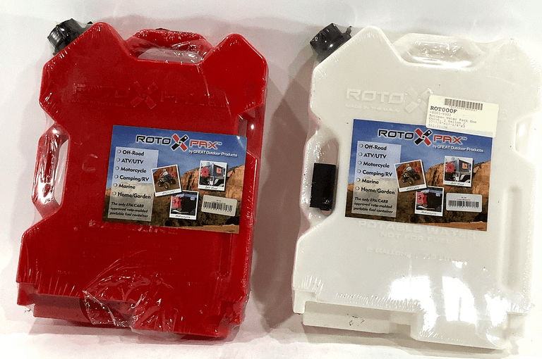 (2) 2 Gallon Rotor Pax Plastic Liquid Containers - Black And Gold Auctions