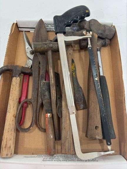(10+) Hand Tools - Black And Gold Auctions