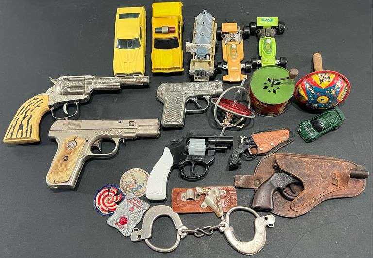 Vintage Kid’s Die Cast Guns / Revolvers / Toy Cars / Spinner Tops ...