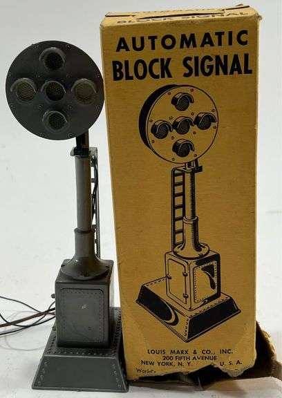 Vintage Louis Marx & CO. Automatic Block Signal For Railroad Models ...
