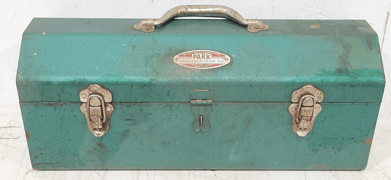 Park Manufacturing CO. Tool Box - Black And Gold Auctions