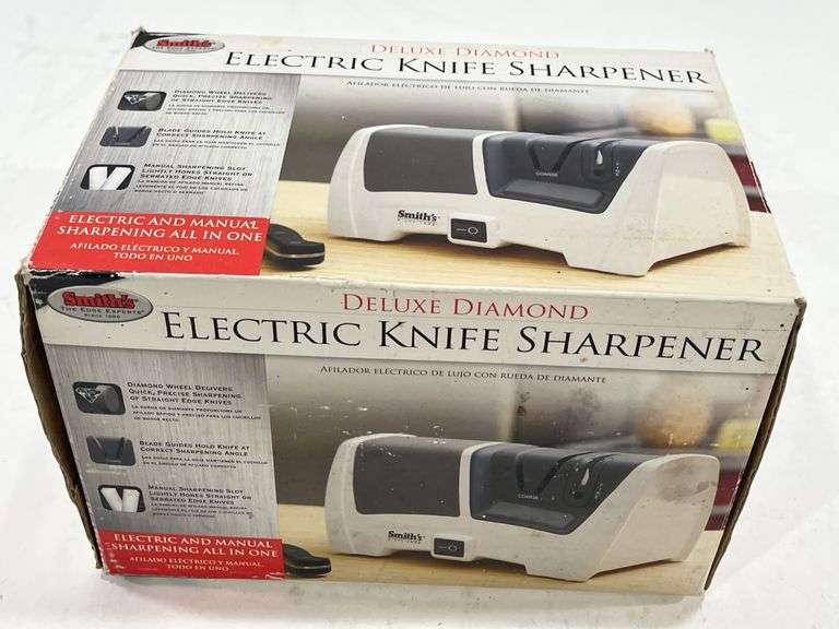 Smith Deluxe Diamond Electric Knife Sharpener - Black And Gold Auctions