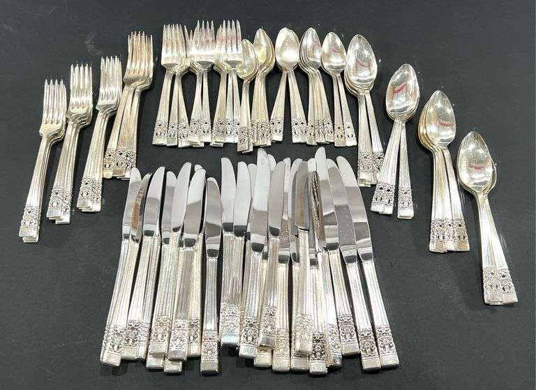 Vintage 1936 Oneida Community Coronation Silver Plated Silverware - 88 ...