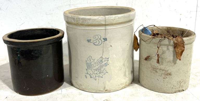 (3) Crocks - 3 Gallon Western Stoneware / (2) 1 Gallon Crocks - Black ...
