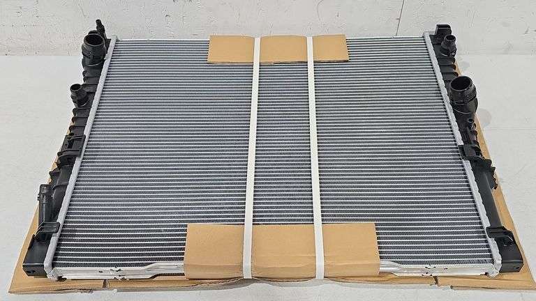 NEW 2016-2017 BMW Radiator - Black And Gold Auctions