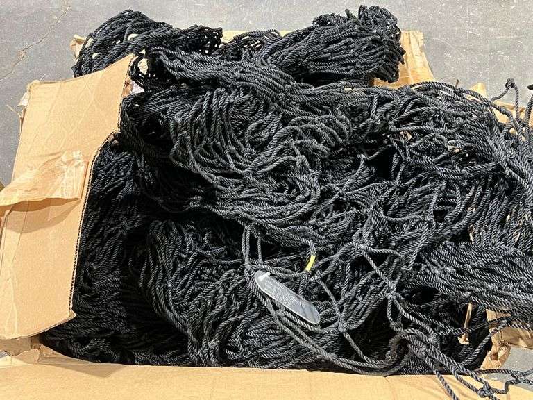 New 1/8” x 8’ x 100’ Braided Nylon Rope Netting - Black And Gold Auctions