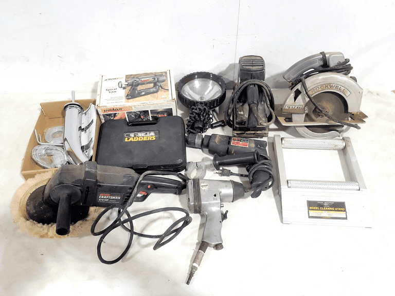 Assortment Of Power Tools - Black And Gold Auctions