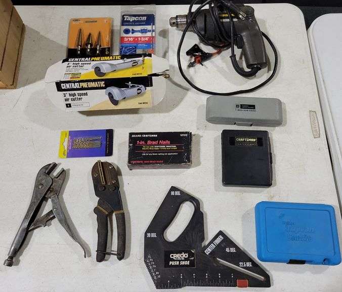 Power Tools & Random Tool Accessories - Black And Gold Auctions