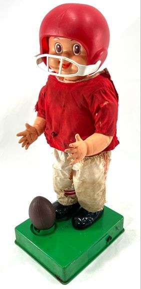 Vintage SEARS Battery-Operated Little Kicker Football Player Toy ...