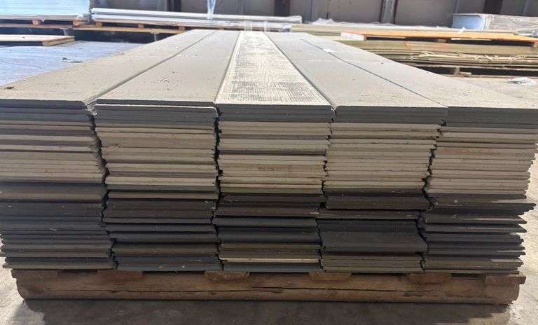 (205 Pcs) James Hardie 8.25”x12’ Siding - Black And Gold Auctions