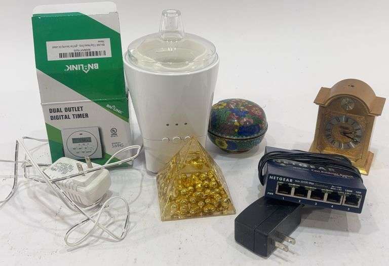 Misc Home Essentials: Clock, Digital Timer & More - Black And Gold Auctions