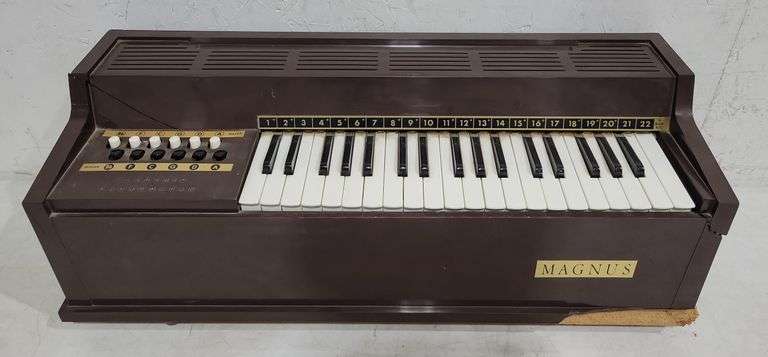 Magnus Electric Chord Organ - Black And Gold Auctions