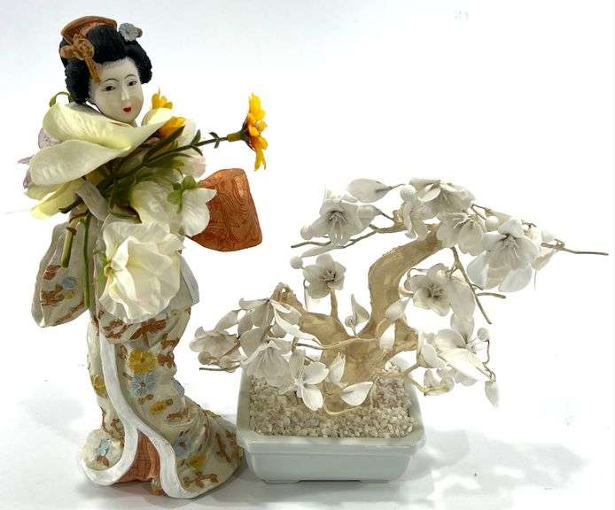 Shoji Chinese Lady Figurine w/ Fitz & Floyd Bonsai Tree - Black And ...
