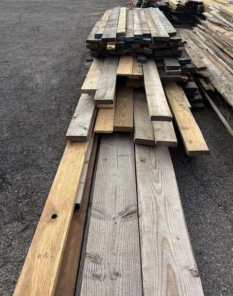 Mixed Bundle: Mixed Lengths, Mostly #2 Grade Spruce & Select Structural ...