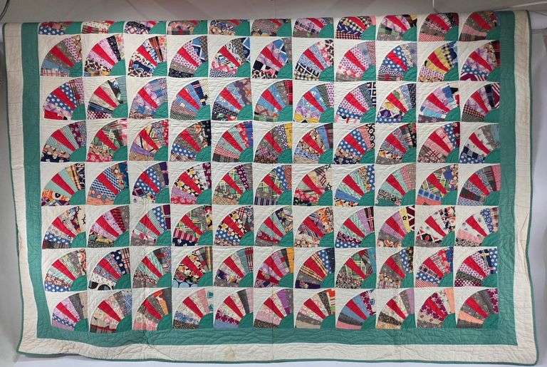 VTG Patchwork Fan Pattern Quilt - Black And Gold Auctions