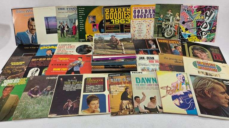 VTG Vinyl Record Albums: Oldies, Classics & More - Black And Gold Auctions