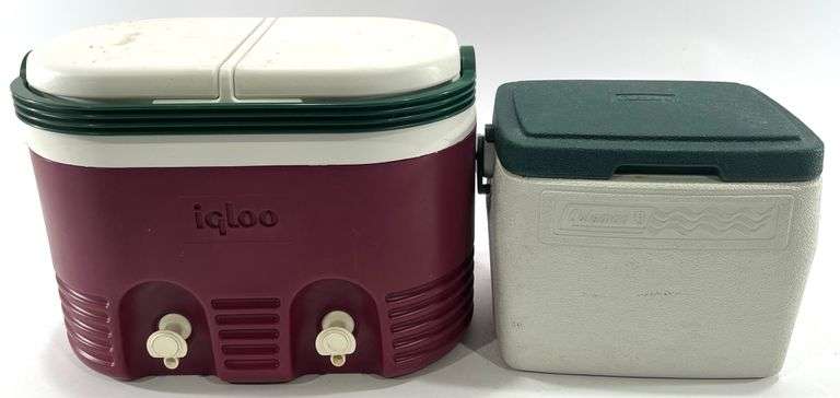 IGLOO & Coleman Ice Chest / Coolers - Black And Gold Auctions