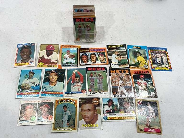 Collection MLB Legends & Stars Baseball Cards - Black And Gold Auctions