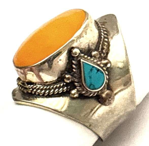 Silvertone Native American Style Ring - Black And Gold Auctions
