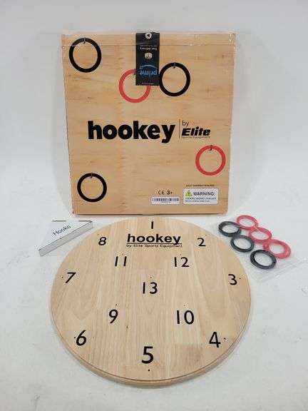 New Hookey Ring Toss Game - Black And Gold Auctions