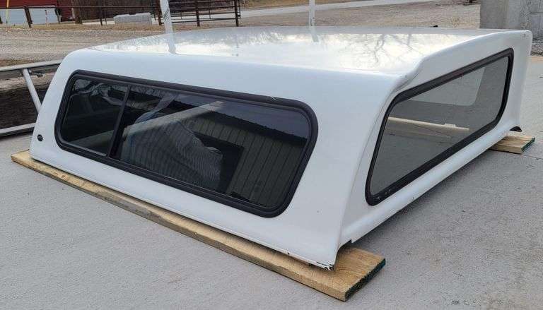 2005-2015 Gen2 6' Toyota Tacoma ATC Camper Shell - Black And Gold Auctions