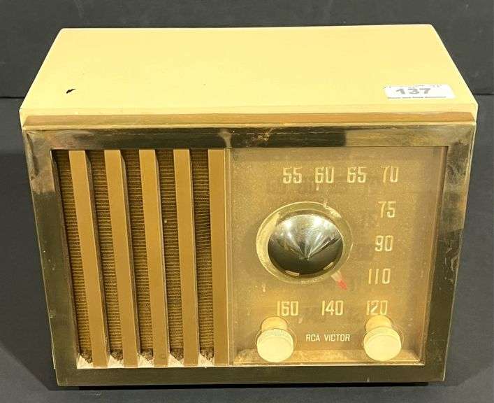 RCA Victor Beige Model 75x12 Vintage Tube Radio - Black And Gold Auctions