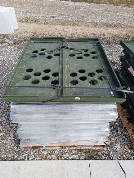 (3) Sheet Metal Army Green Pallets - Black And Gold Auctions