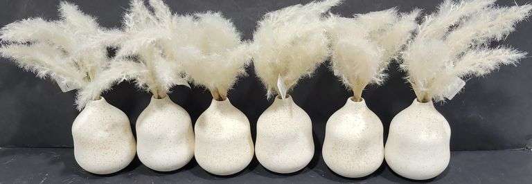 (6) 1' Threshold Tabletop Arrangements - Black And Gold Auctions