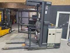 Crown SP3510-30 Order Picker Forklift - Black And Gold Auctions