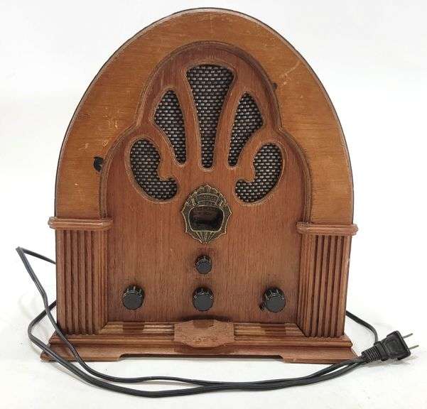 VTG Collector's Edition Thomas Radio Model BD 109 - Black And Gold Auctions