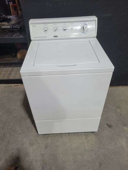 Amana White Top-Loading Washing Machine - Black And Gold Auctions