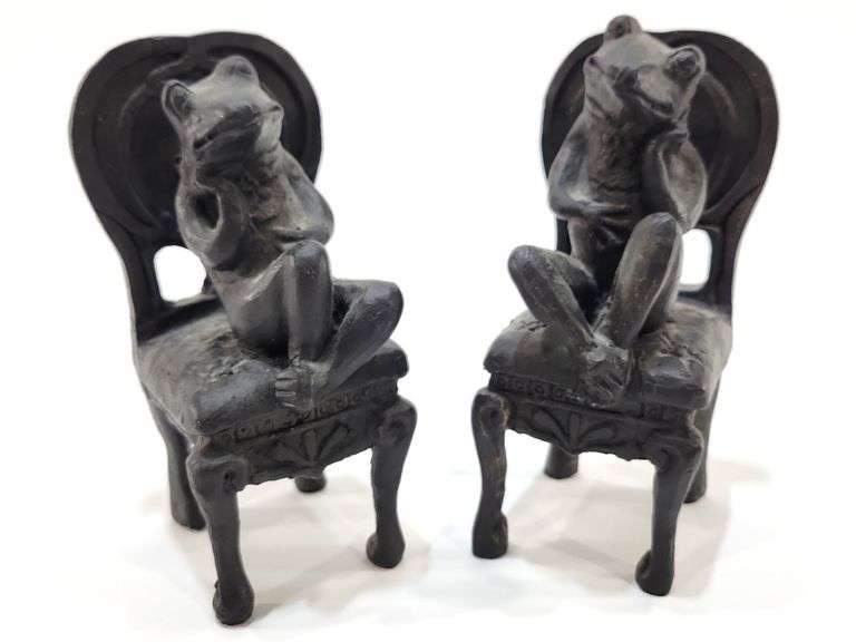 Pair of Cast Iron Sculptures: Frogs Sitting on Chairs - Black And Gold ...