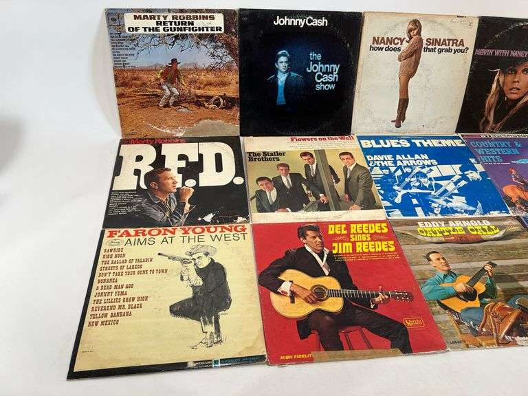 (19) Vintage Country Vinyl Albums - Marty Robbins / Johnny Cash / Nancy ...