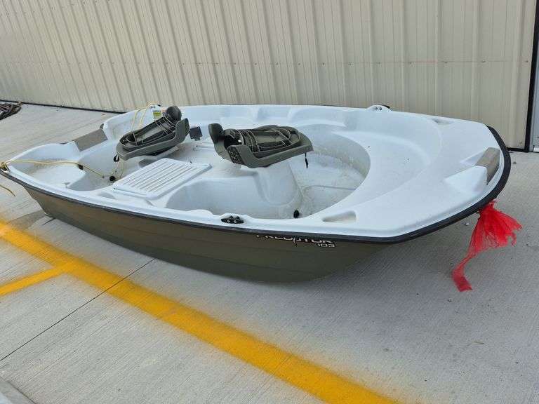 Pelican Predator 103 - Black And Gold Auctions