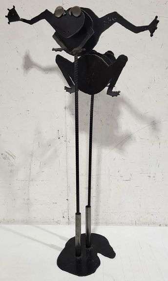 41" Homemade Leaping Frogs Welded Metal Artwork - Black And Gold Auctions