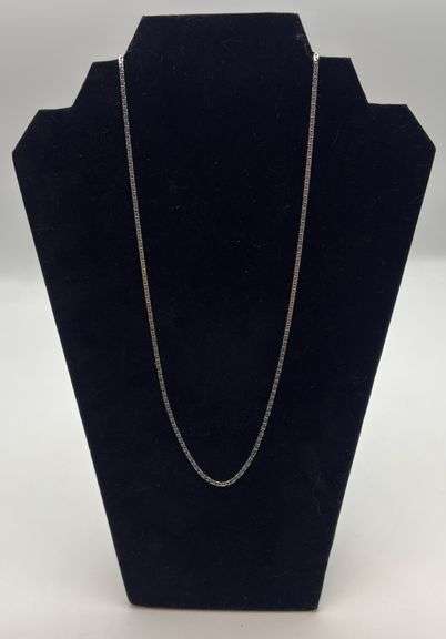 925 Stamped Italy Silver 22” Chain - Black And Gold Auctions